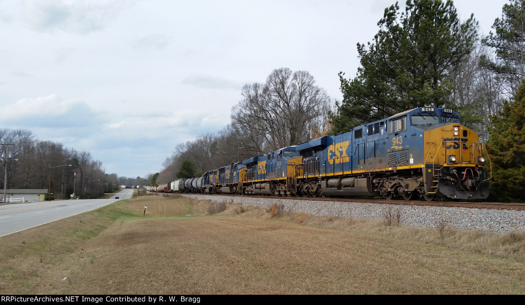 CSX 923 (ES44AC-H)
